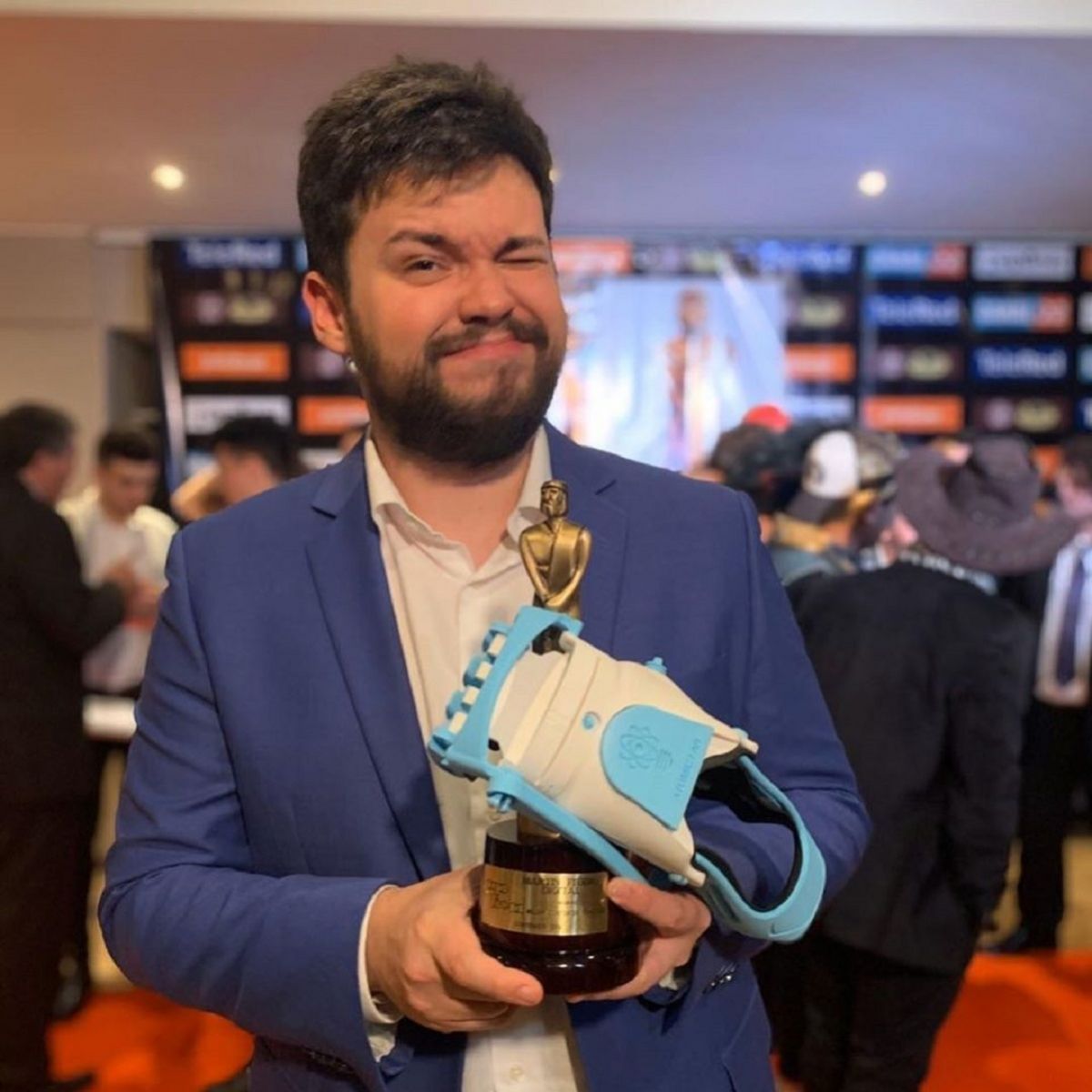 Quién es Gino Tubaro, el joven inventor solidario invitado a La Noche ...