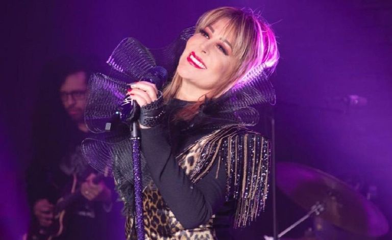 Alejandra Guzmán compartió su portada para una revista | Voces Criticas ...